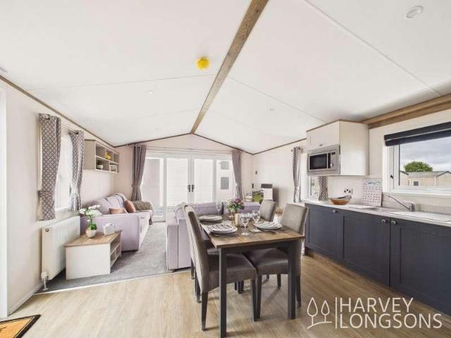 2 bed property for sale