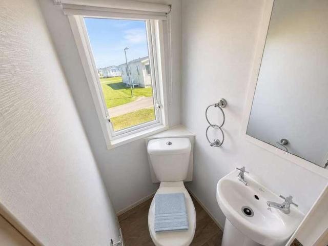 2 bed property for sale