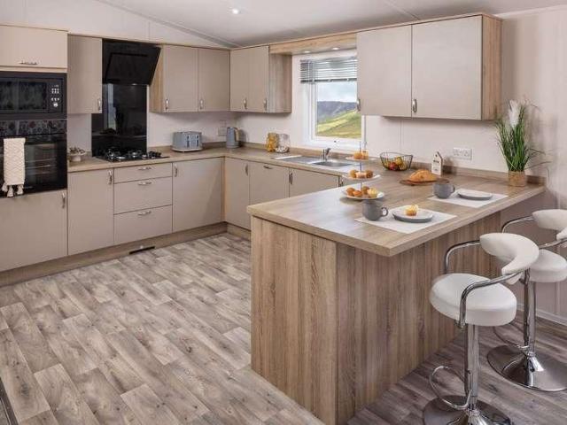 2 bed property for sale
