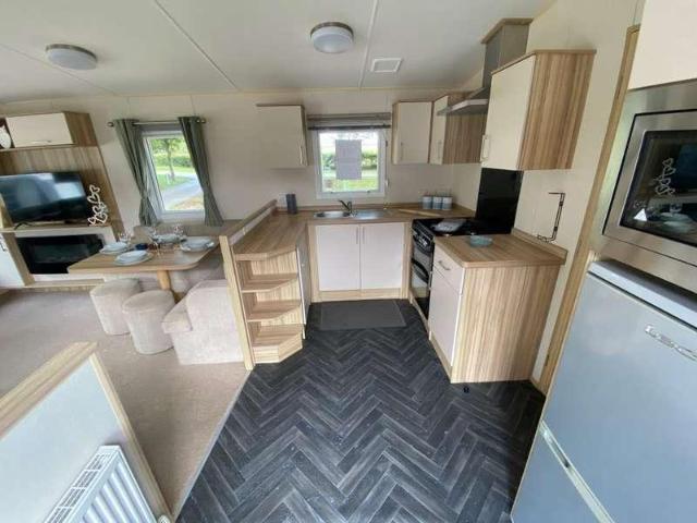 2 bed property for sale
