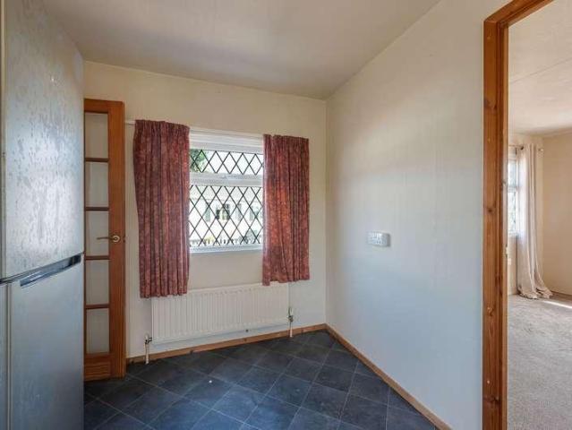2 bed property for sale