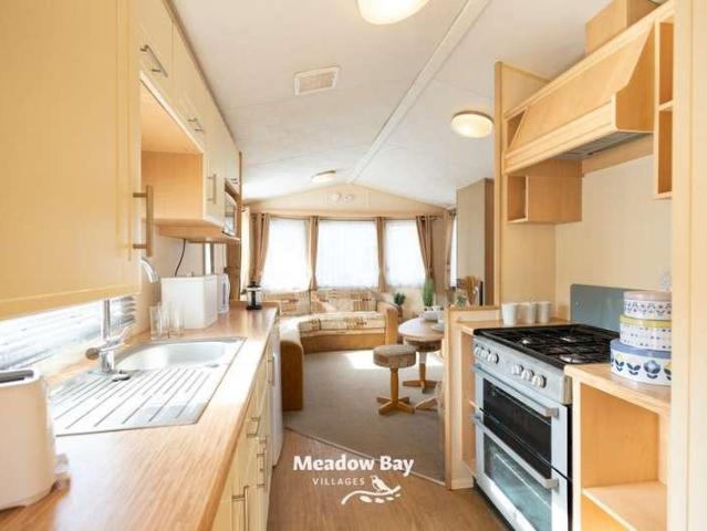 2 bed property for sale