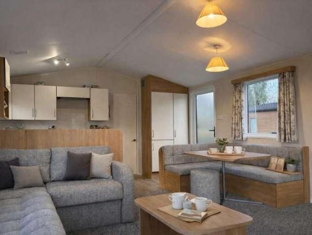 2 bed property for sale