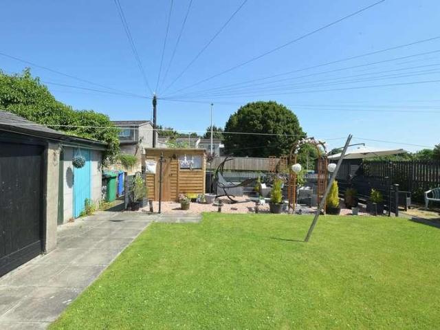 2 bed property for sale