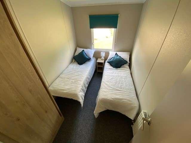 2 bed property for sale