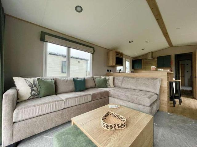 2 bed property for sale