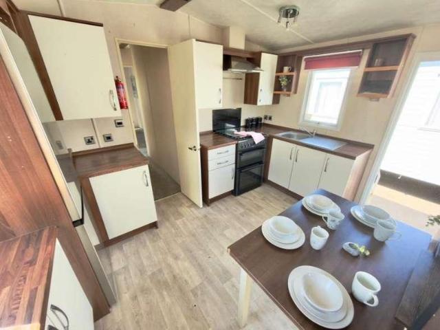 2 bed property for sale
