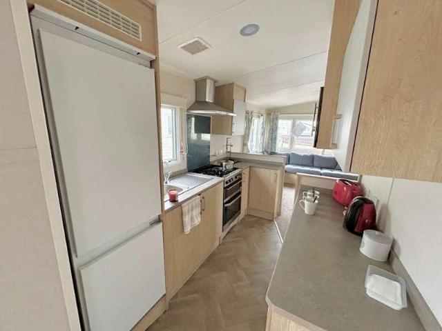 2 bed property for sale
