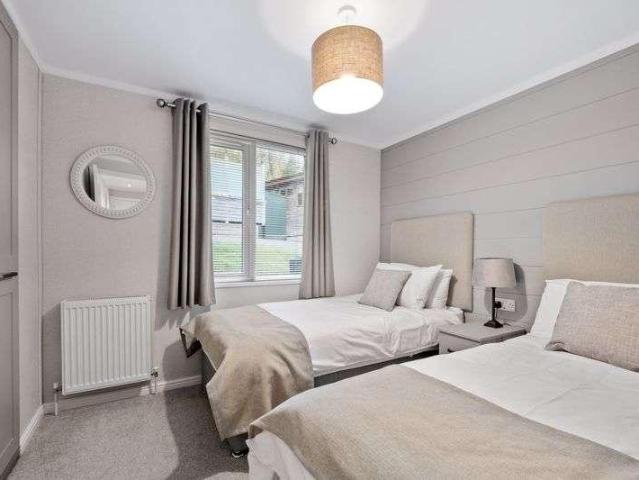 2 bed property for sale