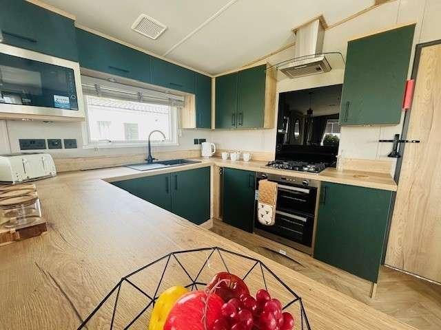 2 bed property for sale