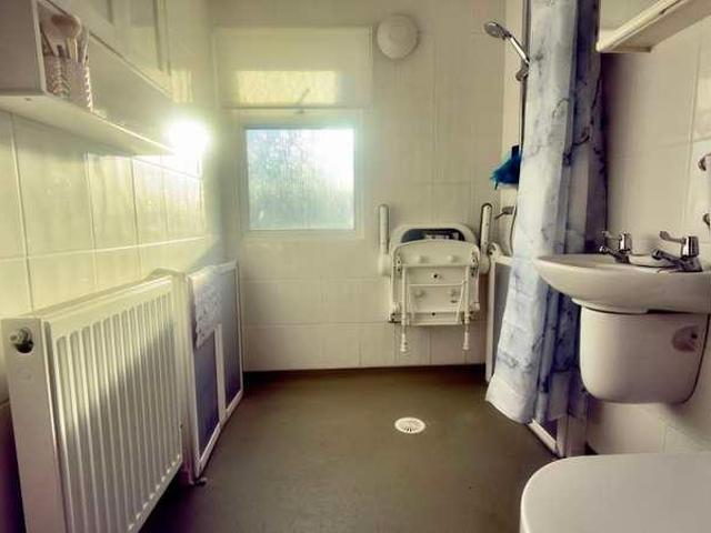 2 bed property for sale