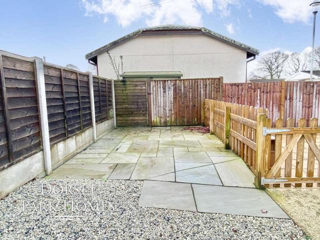 2 bed property for sale