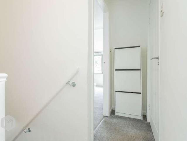 2 bed property for sale