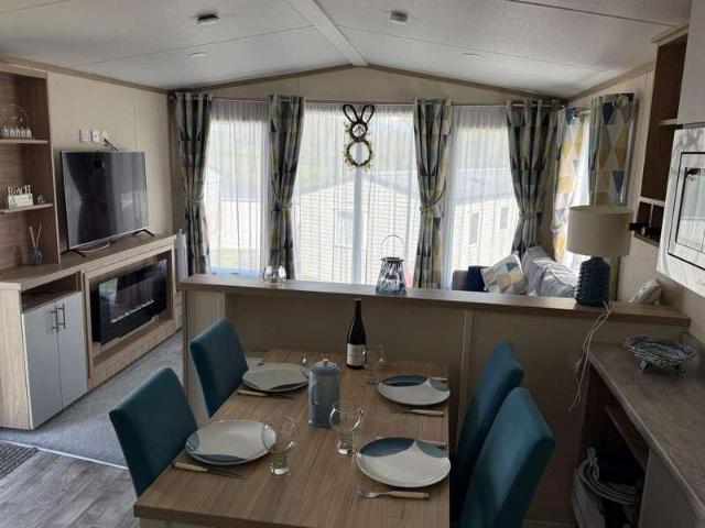 2 bed property for sale