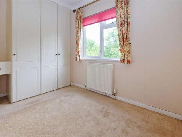2 bed property for sale