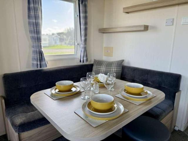 2 bed property for sale