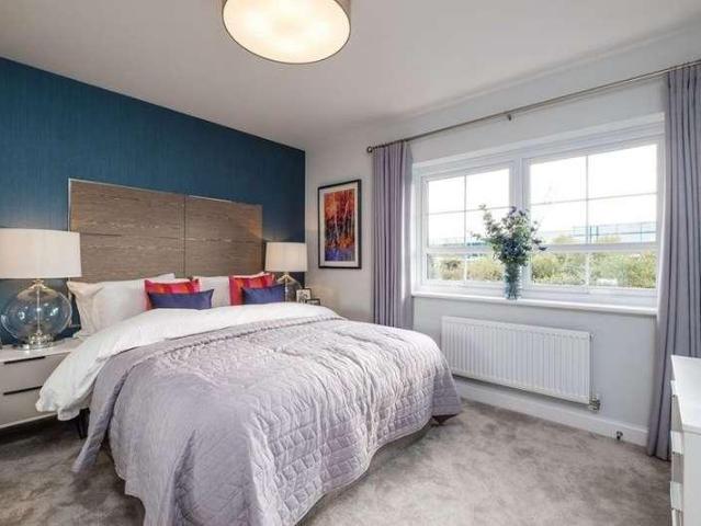 2 bed property for sale