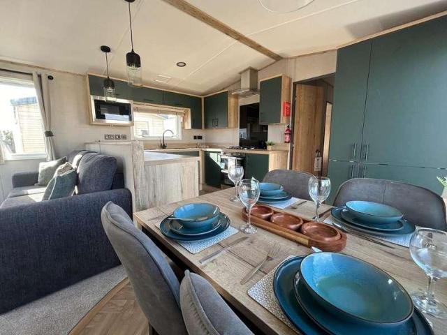 2 bed property for sale