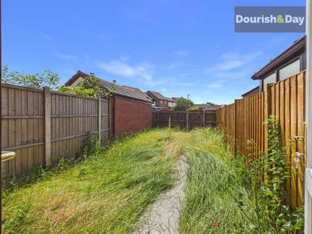 2 bed property for sale