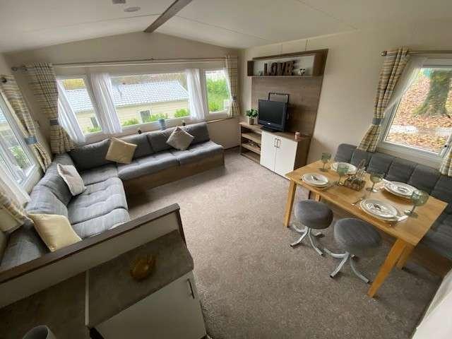 2 bed property for sale