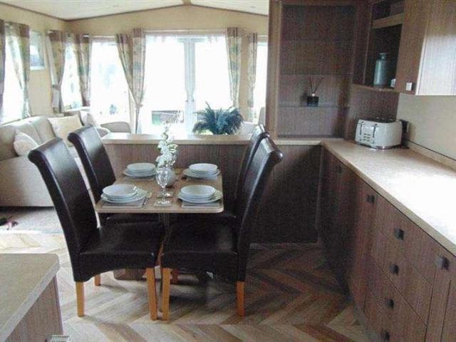 2 bed property for sale