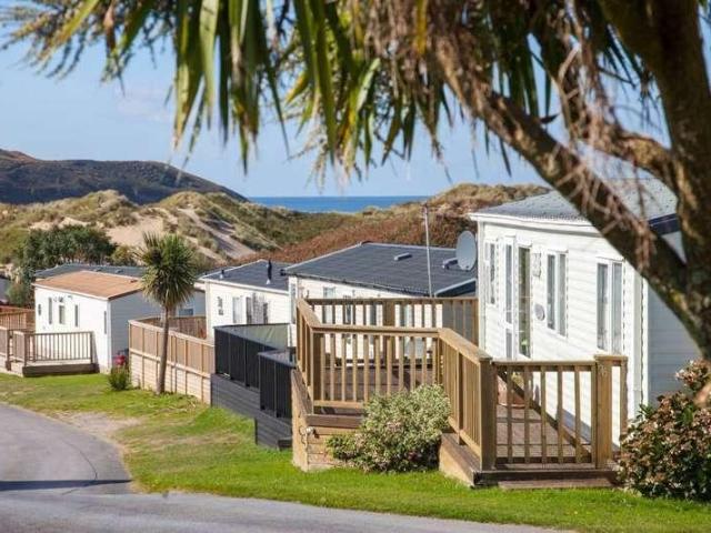 2 bed property for sale