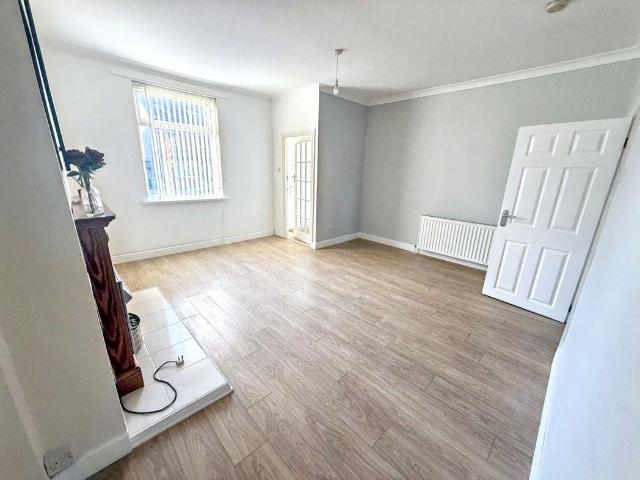 2 bed property for sale