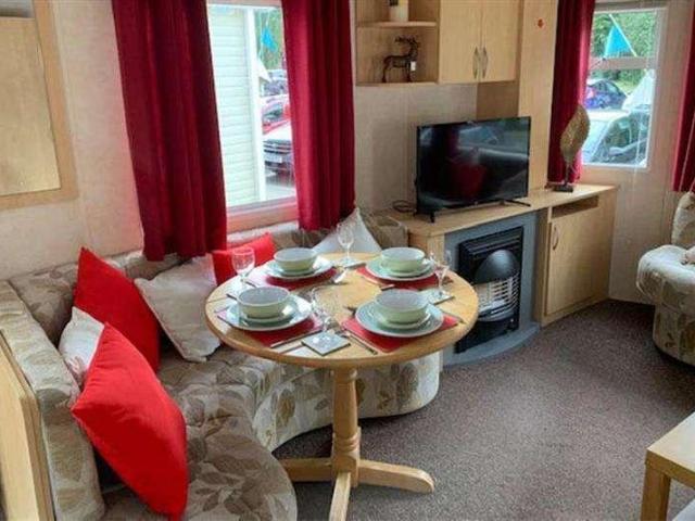 2 bed property for sale