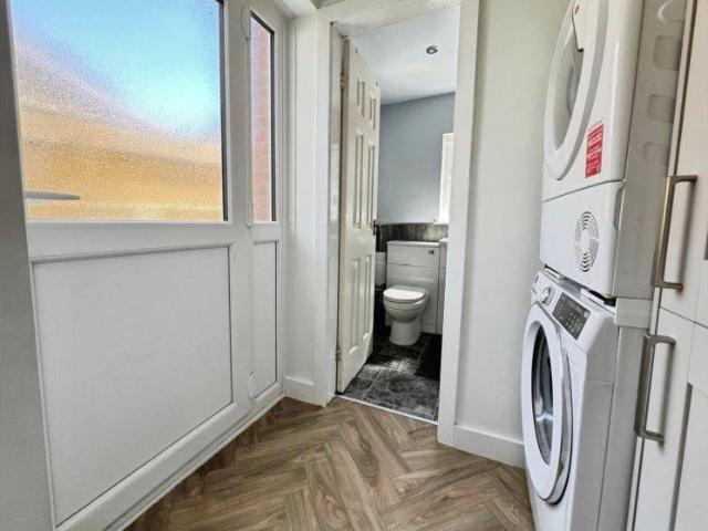 2 bed property for sale