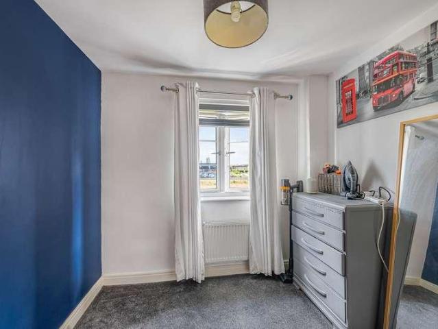 2 bed property for sale