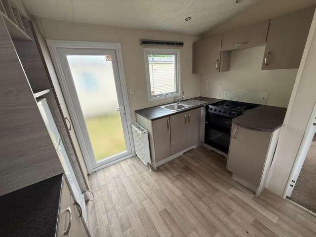 2 bed property for sale