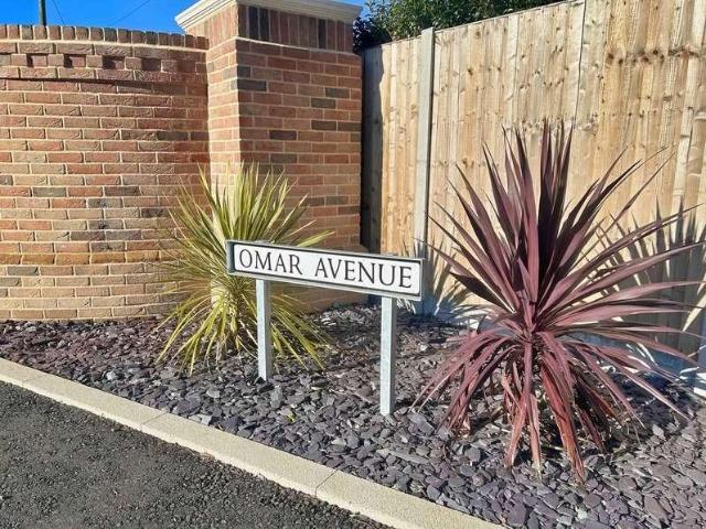 2 bed property for sale