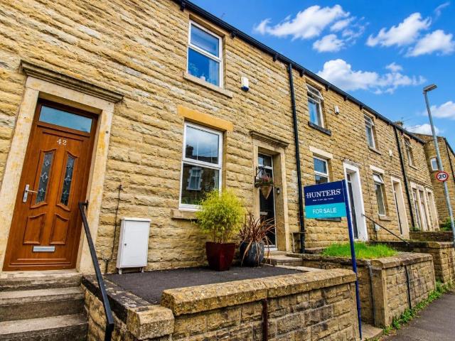 2 bed property for sale