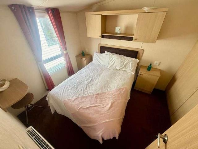 2 bed property for sale