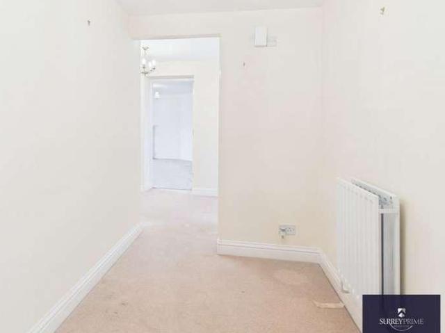 2 bed property for sale