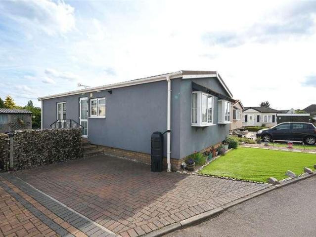 2 bed property for sale