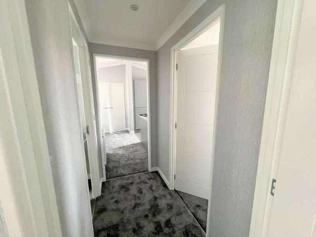 2 bed property for sale
