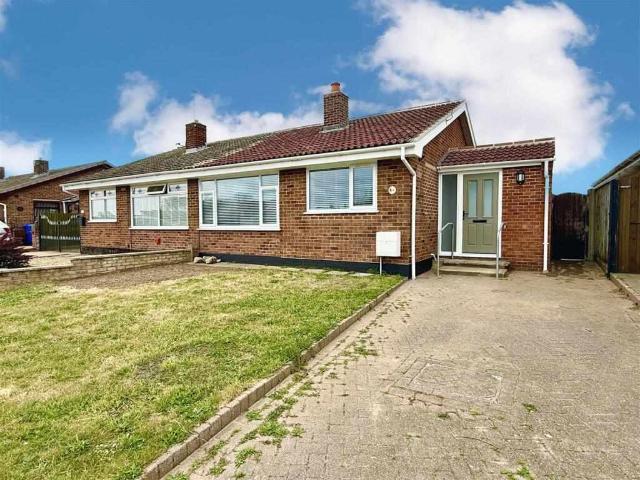 2 Bed, Semi Detached Bungalow, Chedgrave Road, Lowestoft, NR33 [INVESTMENT PROPERTY]