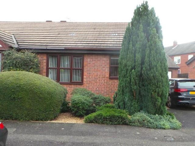 2 bed Semi detached bungalow to rent in Lincoln Lincolnshire, LN1, from King & Co Lincoln. 34078