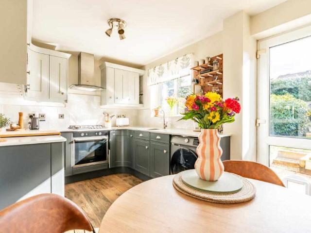 2 Bed, Semi Detached, Field View Drive, Bristol, BS16 [INVESTMENT PROPERTY]