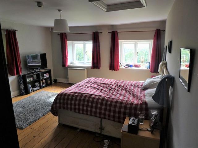 2 Bed Semi Detached House, Ashton Court Estate, BS8