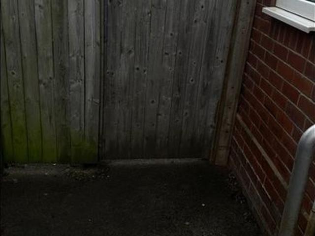 2 Bed Semi Detached House, Brander Road, LS9