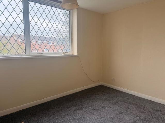 2 Bed Semi Detached House, Campion Walk, LE4