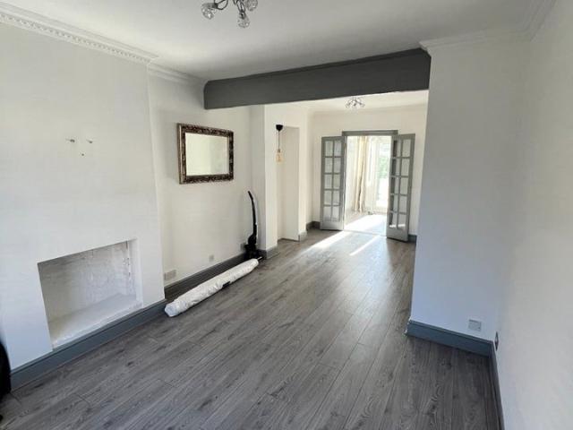 2 Bed Semi Detached House, Church Road, CR0