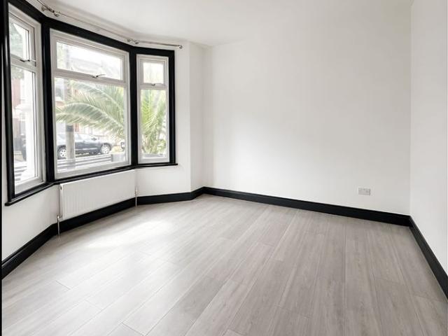 2 Bed Semi Detached House, Lonsdale Avenue, E6
