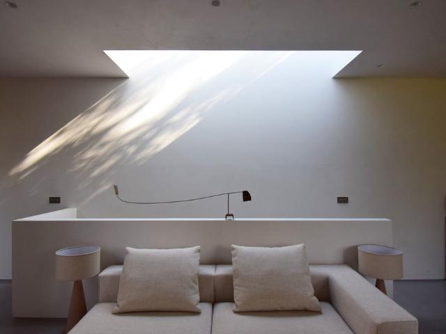 2 Bed Semi Detached House, Peckham Road, SE5