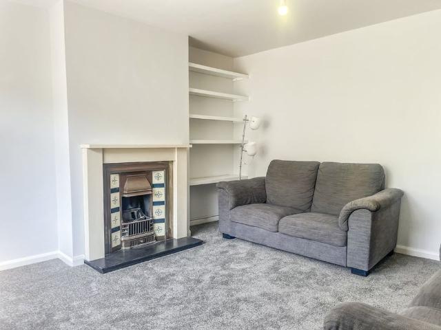 2 Bed Semi Detached House, Pitt Crescent, SW19