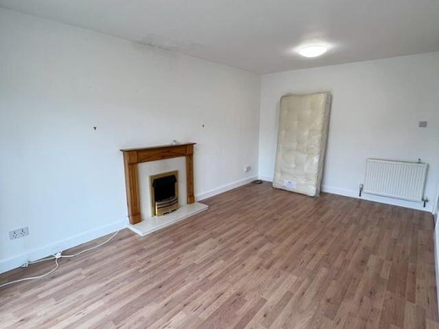 2 Bed Semi Detached House, Stare Green, CV4