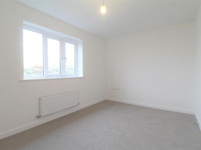 2 bed semi detached house to rent in Nicholson Close, Redhill, Nottingham, NG5 8RQ