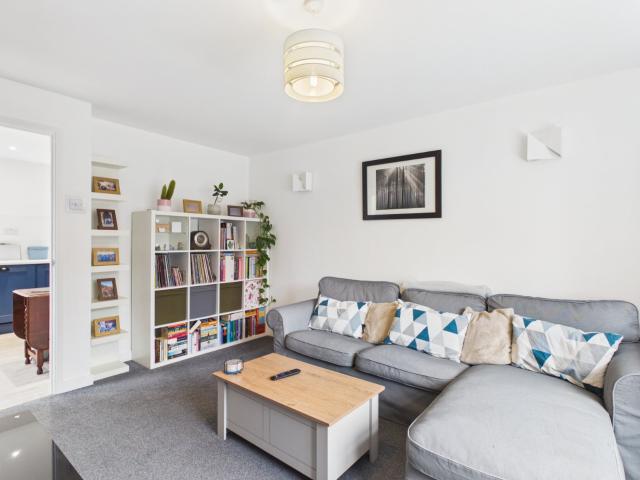 2 bed semi detached house to rent in Tenbury Close, Redditch, B98